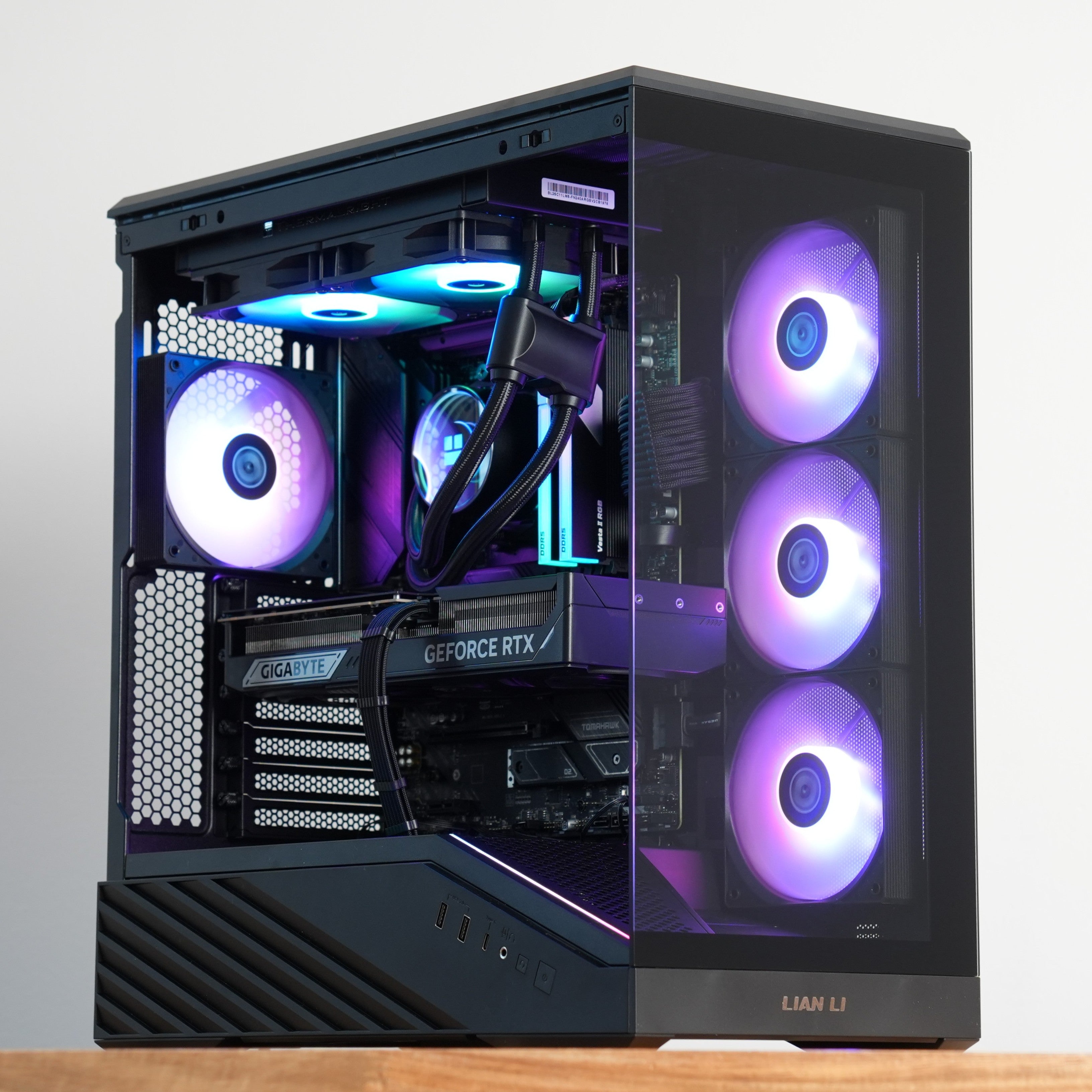 Aegis Three | RTX 5080 16GB + Ryzen 7 9800X3D | Ready-to-Go Gaming PC ...